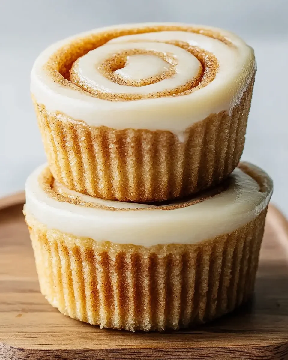 Mini Cinnamon Roll Cheesecakes